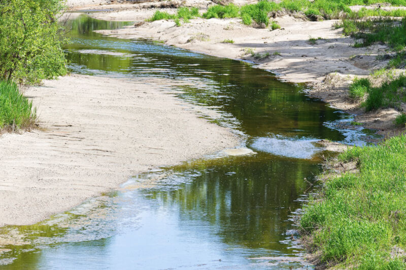 Grundwasserstress in Deutschland: Überblicksstudie zeigt regionale ...